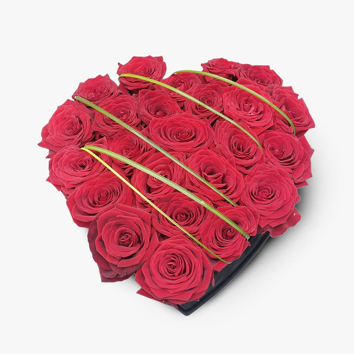 Aranjament in cutie inima cu trandafiri rosii minunat - Floria.ro